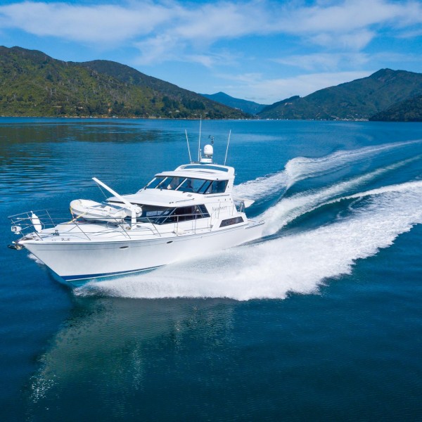 Upfold Elite 15m - SOLD by 36° Brokers » 36 Degrees Brokerage